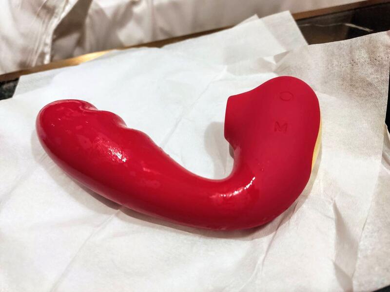 ToyCod Tara 2代 吸吮震動器 深入靈魂的吸吮同時刺激兩點／清水建代言Tara X2代日本雙頭龍情趣按摩棒 - 我獨自升級 - iOPEN Mall