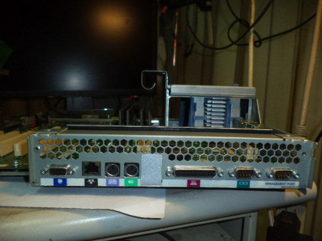 露天二手3C大賣場 HP NetServer LC2000 U3 HR1108 D8520-63000 主機板P3CPU SCSI | 露天 ...