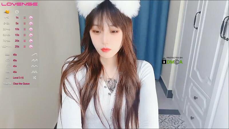 stripchat 主播 ToyotuBack｜164部影片｜福利姬｜女大生｜角色扮演｜絲襪｜足控｜戀足｜美腳｜腳底 | 露天市集 | 全台最大的網路購物市集