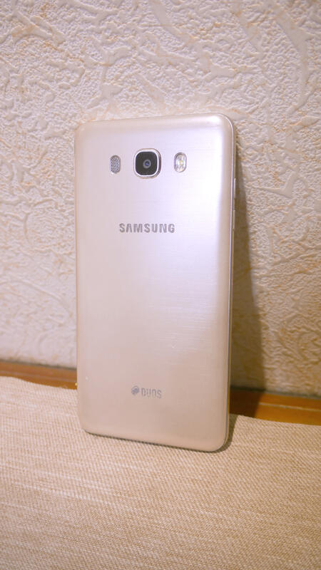 +草莓罐頭+三星 SAMSUNG GALAXY J7 2016 sm-j710gn 16G 手機 金 背殼瑕疵 | 露天市集 | 全台最大的 ...