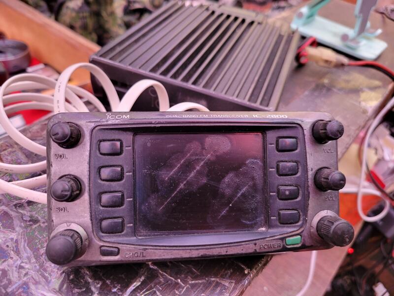 ICOM IC-2800 日本製造雙頻無線電 付原廠數字托咪 車機 對講機 收發正常 | 露天市集 | 全台最大的網路購物市集