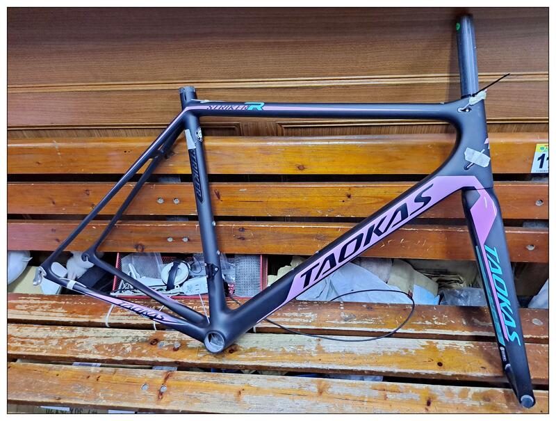 CS~千祥 道卡斯-TAOKAS STRIKER R 碳纖維公路車架組 (黑紫) | 露天市集 | 全台最大的網路購物市集