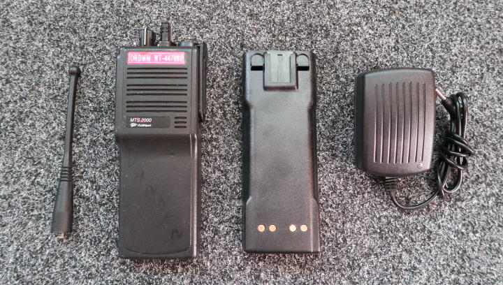 MOTOROLA MTS2000 UHF 實機拍攝 所見即所得 | 露天市集 | 全台最大的網路購物市集