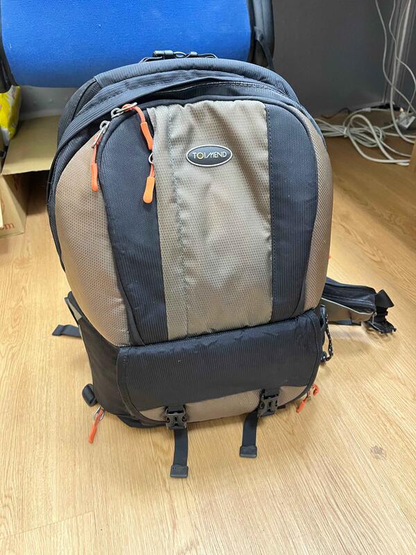 TOIMEND 雙肩 相機 後背包 登山包 減壓背帶調整隔層 | 露天市集 | 全台最大的網路購物市集