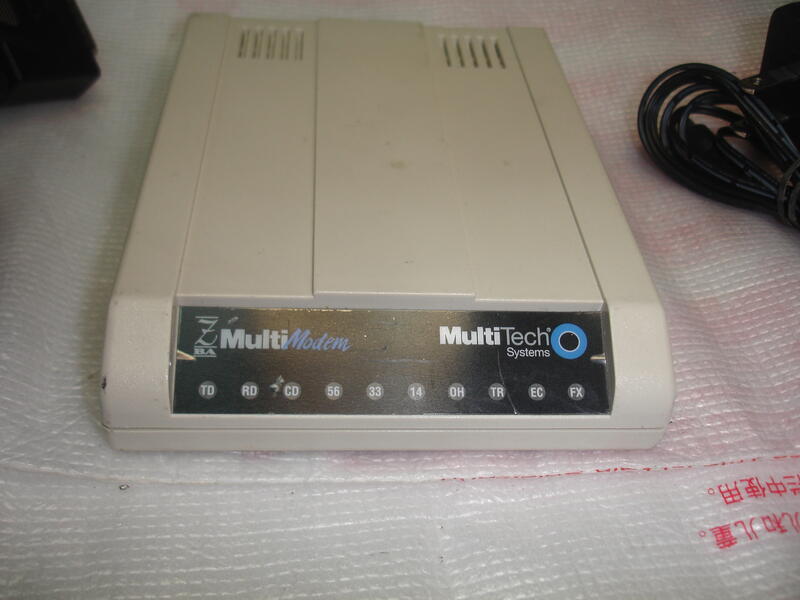 露天二手3C大賣場 MultiTech MultiModem 56k 傳真數據機 MT5634ZBA 品號99479 | 露天市集 | 全台最 ...