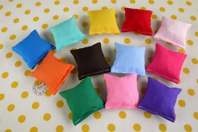 【寶貝童玩天地】【HO64-5】童玩沙包 台灣製 1組(5個小沙包) 5色款 - 方形 素色 | 露天市集 | 全台最大的網路購物市集