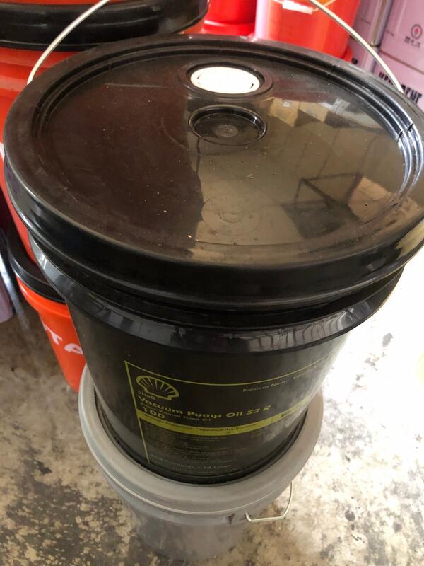 【殼牌Shell】Shell Vacuum Pump Oil S2 R100、真空泵潤滑油、18公升/桶【真空泵浦】 | 露天市集 | 全台最 ...