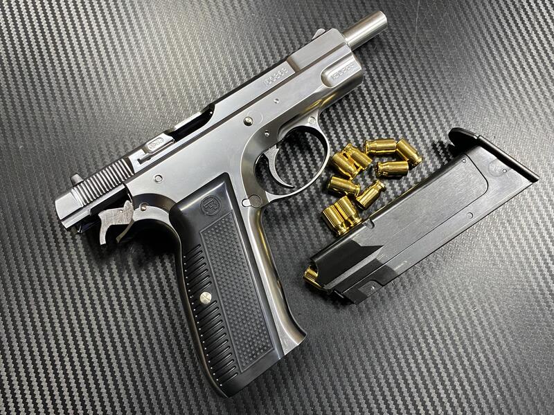 {凱璿 生存遊戲專賣店} MARUSHIN ASG CZ75 拋殼式瓦斯手槍 亮銀色 日本原裝進口 授權刻字 免運費 | 露天市集 | 全台最 ...