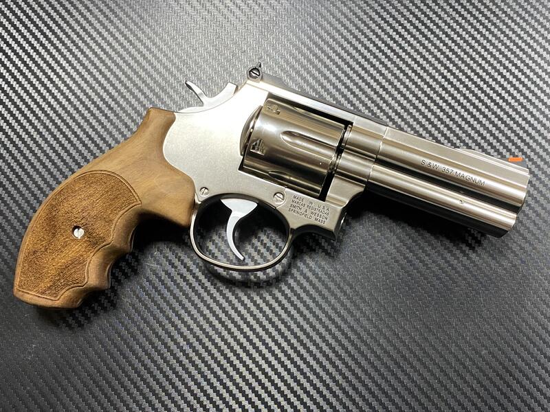 {凱璿 生存遊戲專賣店} ARES S&W M686 3.5吋 全金屬 胡桃木握把 CO2左輪 刻字版 免運費 | 露天市集 | 全台最大的 ...