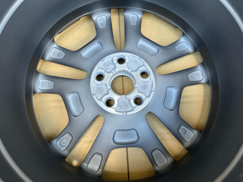 Rav4 鋁圈 4261A-42130 42611-42760 | 露天市集 | 全台最大的網路購物市集