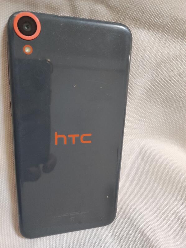 故障品 HTC D820 手機 | 露天市集 | 全台最大的網路購物市集