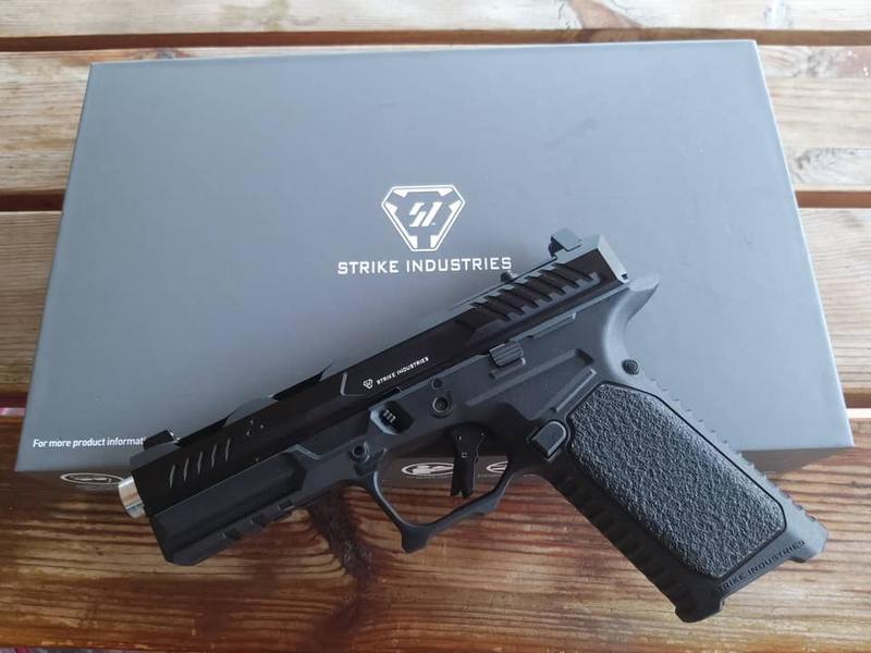 ^^上格生存遊戲^^EMG SI雙授權 STRIKE INDUSTRIES ARK-17 G17 方舟 瓦斯手槍 黑色 | 露天市集 | 全台 ...