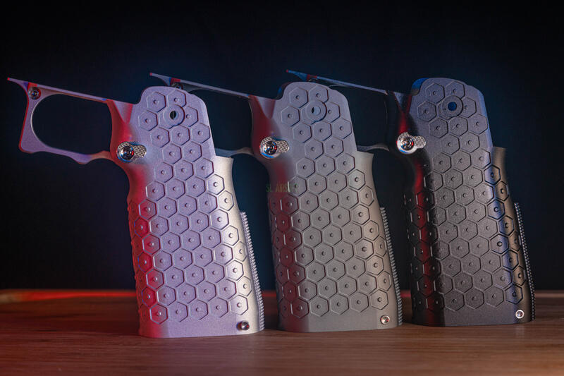 SL Airsoft 》Gunsmith Bros Infinity HEX 砂紙 Type 鋁握把 ( 現貨 ) | 露天市集 | 全台最大 ...