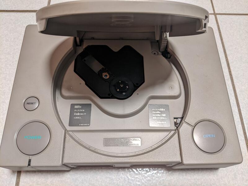 (二手) 經典復古日本SONY PS1 PS PlayStation 1x遊戲主機+3x手把+記憶卡+11x遊戲片 | 露天市集 | 全台最大 ...