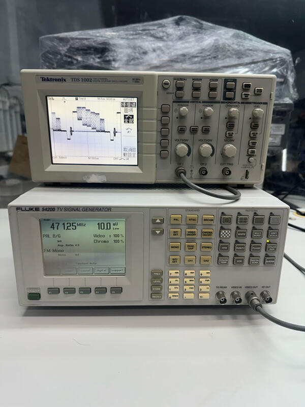 二手 FLUKE 54200 全功能電視訊號產生器(示波器） | 露天市集 | 全台最大的網路購物市集
