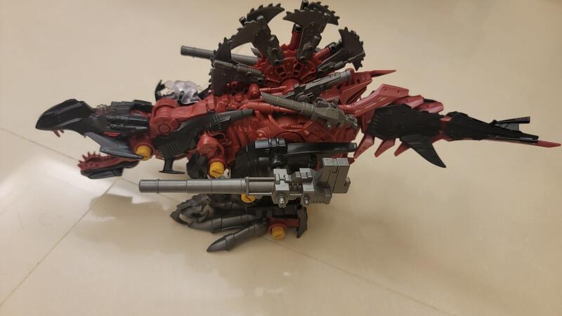 ZOIDS ZW33 電鋸棘龍 ***炎之傳說*** | 露天市集 | 全台最大的網路購物市集