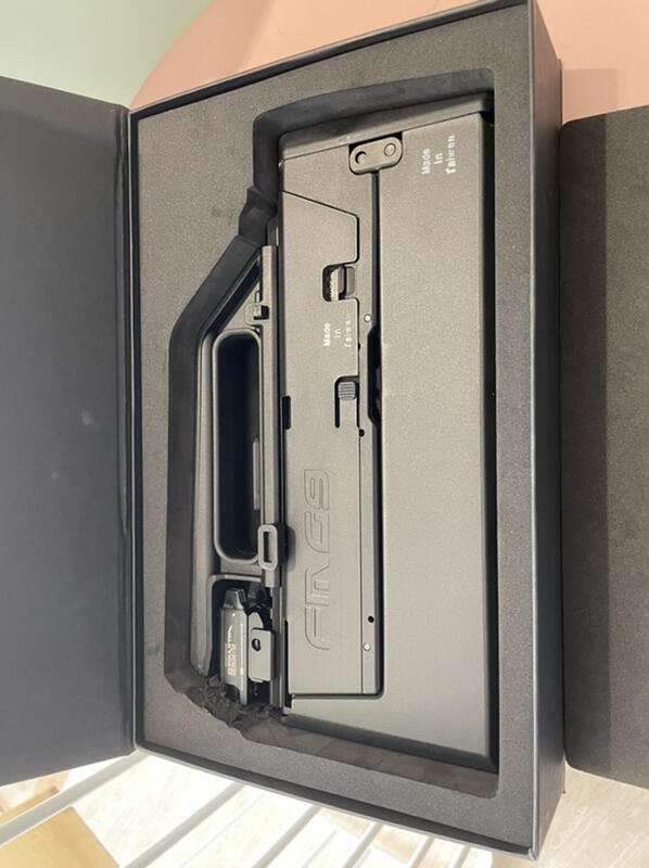 FMG 9 FPG 9 GLOCK G18C 摺疊衝鋒成槍組 For WE | 露天市集 | 全台最大的網路購物市集