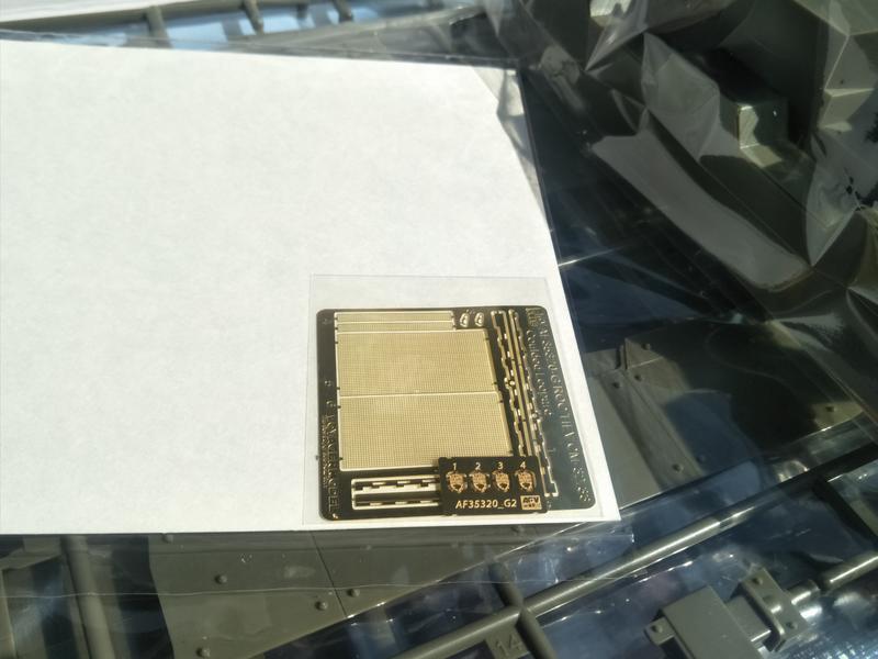 【崇武-CWI】AFV 1/35 雲豹 CM32/ CM33 八輪裝甲車 萬鈞車 現貨 | 露天市集 | 全台最大的網路購物市集