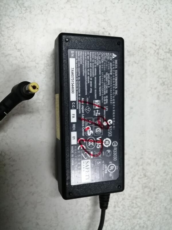 各廠牌 19V變壓器【一顆70元】自取保固三天〜〜 輕鬆購、本店可拿報廢筆電、螢幕、電腦主機零件回收換現金 | 露天市集 | 全台最大的網路購物市集