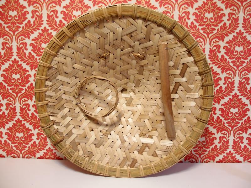 精選各類武術兵器系列 全手工武道用竹盾 /Tinbe & Rochin 空手道/沖繩古武道/盾刀/牌刀/宋江陣/武術 | 露天市集 | 全台最 ...