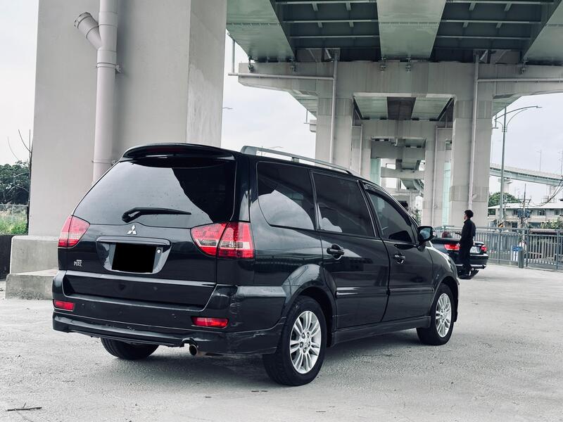 2009 Mitsubishi Savrin 幸福力 2.4 五人座 大空間代步休旅車 超高妥善率 只要10萬出頭 | 露天市集 | 全台最大的網路購物市集