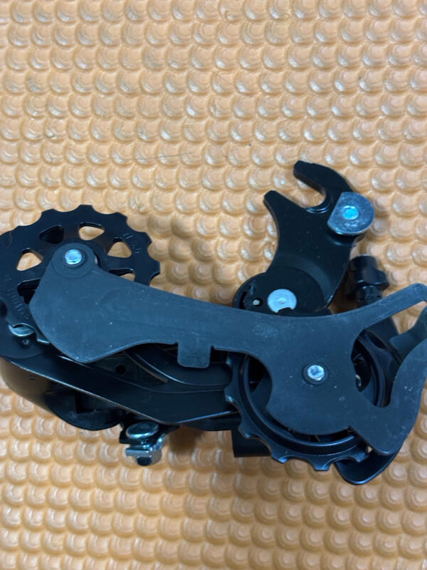 Shimano TY-500 耳掛式6速/7速後變速器跟TY-300不同等級有增加後導論功能 | 露天市集 | 全台最大的網路購物市集