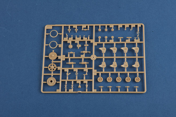 HobbyBoss 小號手 1/35 法國 雷諾 R35 輕型戰車 FCM砲塔型 坦克 陸軍 二戰 組裝模型 83894 | 露天市集 | 全 ...