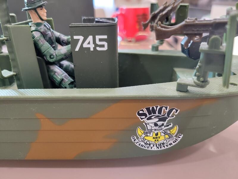 BBI ELITE FORCE 1:18 大比例 PVC可動完成品 美軍 特戰舟艇 特戰部隊 快艇 SBS | 露天市集 | 全台最大的網路購物市集