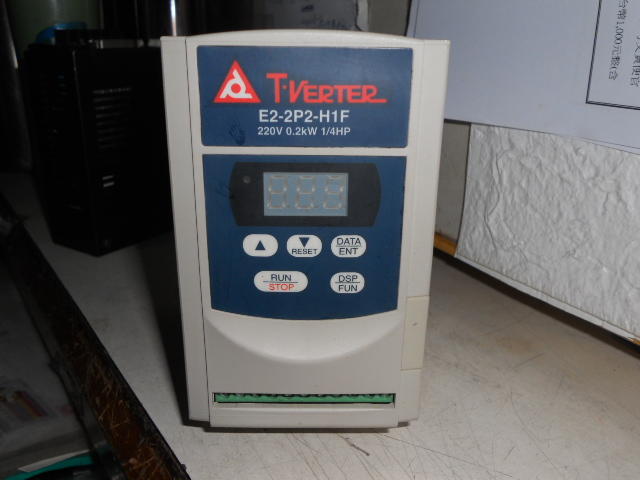 TECO 東元 變頻器 T-VERTER E2-2P2-H1F 單相220V-240V 3相出 0.25HP | 露天市集 | 全台最大的網路購物市集