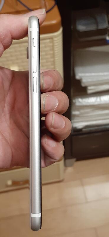 蘋果 APPLE iPhone SE2 (A2296) 128G A13 4.7吋 手機原本功能都正常使用帳號也已登出 | 露天市集 | 全台最大的網路購物市集