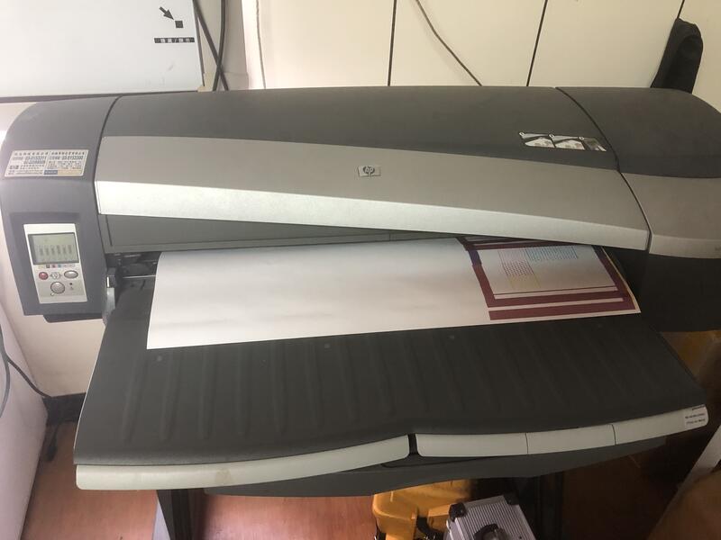 HP Designjet 130nr繪圖機，再送一台零件機... | 露天市集 | 全台最大的網路購物市集