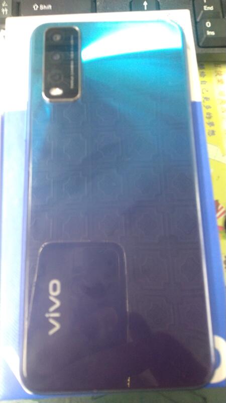 VIVO Y20 V2027 4G/64G 二手品 含盒裝 含充電器 含傳輸線 含手機殼 | 露天市集 | 全台最大的網路購物市集