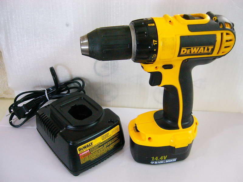 得偉 DeWALT DC730 充電起子 電鑽 14.4V 17段多扭矩可調力度(已改鋰電池,配專用充電器) | 露天市集 | 全台最大的網路購物市集
