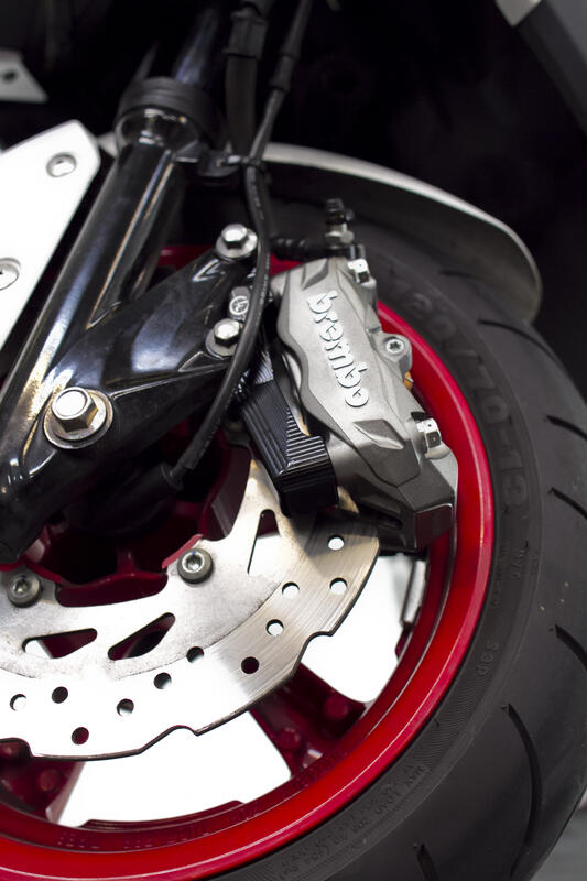 特價![輻射 卡鉗座] FORCE SMAX ABS也可 輻射卡座 100MM孔距 M50 1098 AK550卡鉗 | 露天市集 | 全台最大的網路購物市集