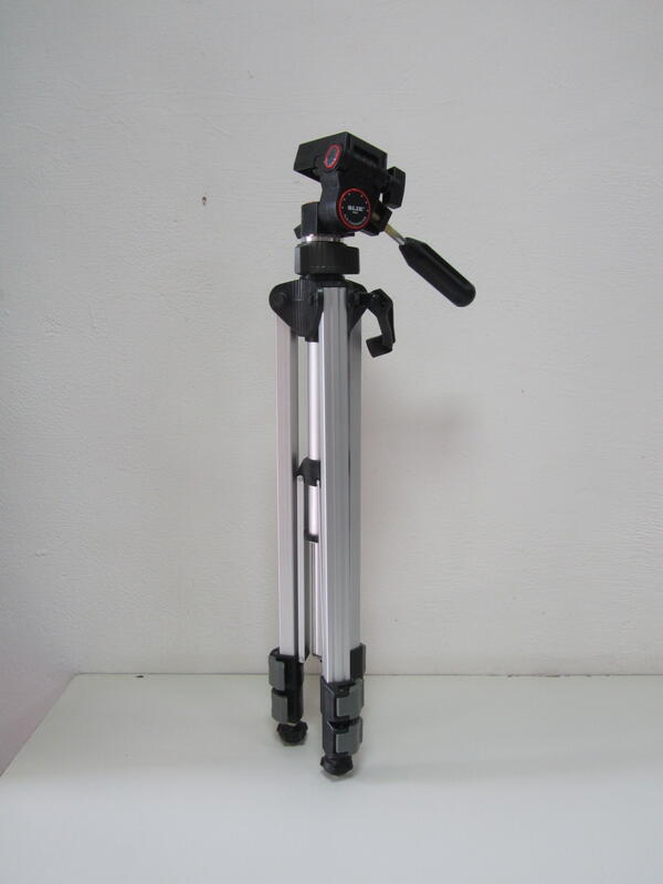 SLIK 6582雲台+SLIK 35DN 三節式 金屬 三腳架乙支 八五成新 | 露天市集 | 全台最大的網路購物市集
