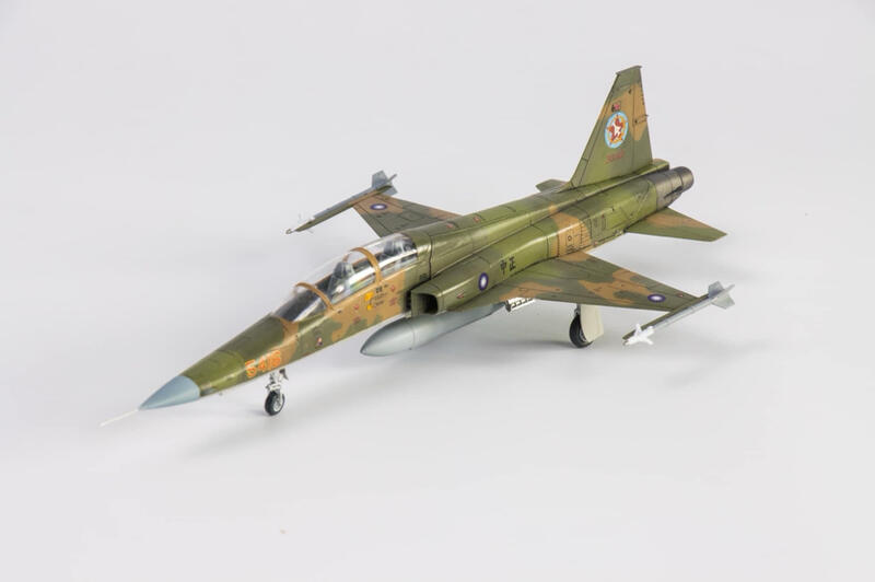 夢模型 1/72 國軍版 永遠的虎嘯F-5E ／RF5E ／F-5F三架套裝 | 露天市集 | 全台最大的網路購物市集