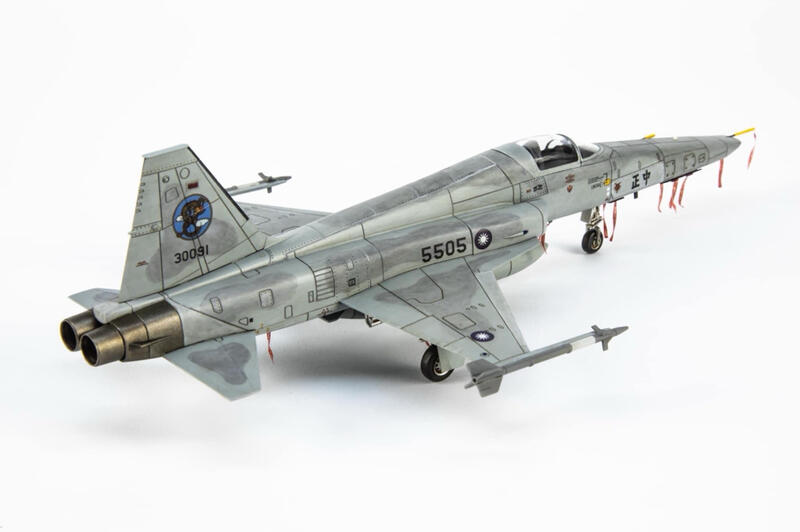 夢模型 1/72 國軍版 永遠的虎嘯F-5E ／RF5E ／F-5F三架套裝 | 露天市集 | 全台最大的網路購物市集