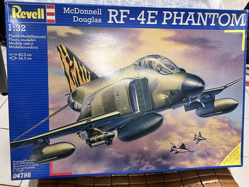 Revell 1/32 RF-4E PHANTOM | 露天市集 | 全台最大的網路購物市集