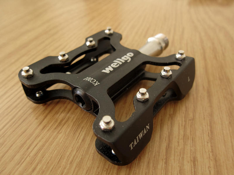 【速度公園】WELLGO KC001 輕量軸承腳踏板『黑』6061鋁合金+CNC／密封式培林，腳踏 踏板C-081720 | 露天市集 | 全 ...