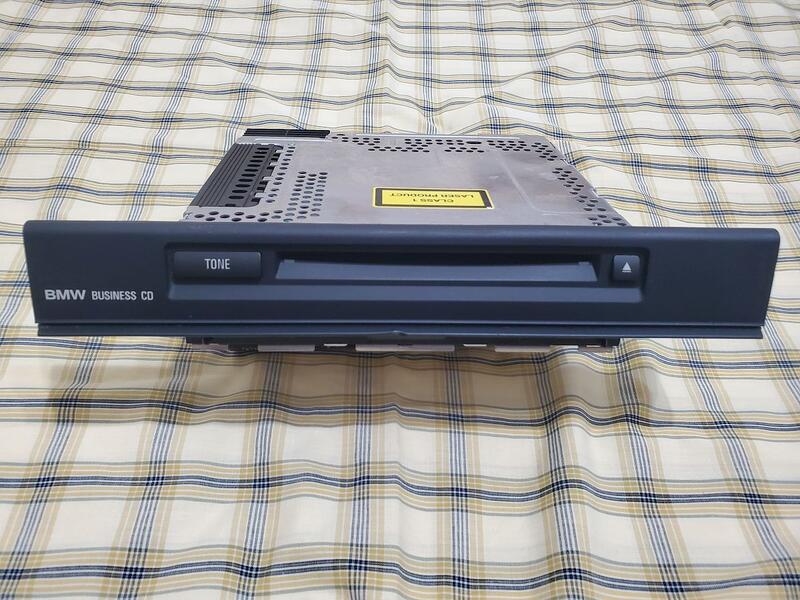 故障零件機(無測試)，外觀完整品相不錯的:BMW CD53 E39/53，原廠汽車CD音響主機。研究價600元。 | 露天市集 | 全台最大的 ...