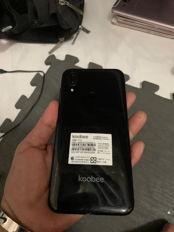 koobee S16 不充電，不開機，螢幕目測未破 ，商品如圖。零件機販售，售出不退 | 露天市集 | 全台最大的網路購物市集