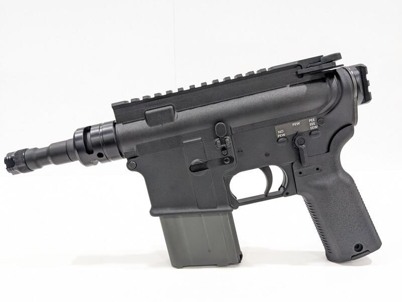 楓葉精密 VFC AR15 M4 "Solo Hand" ML-44 GBB 瓦斯"爆能"手槍 | 露天市集 | 全台最大的網路購物市集