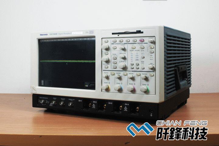 【阡鋒科技 專業二手儀器】Tektronix TDS7404B 太克數位示波器 | 露天市集 | 全台最大的網路購物市集