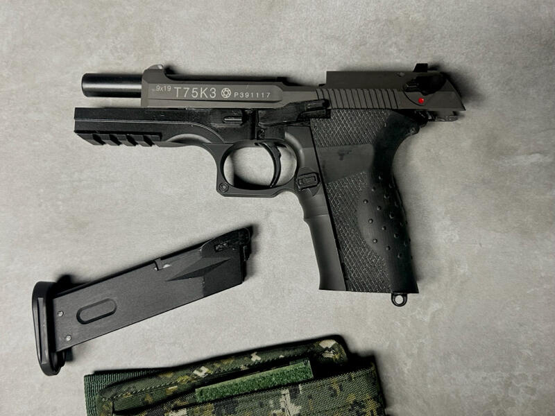 T75K3 氣動gbb手槍含彈匣不含彈夾袋(鋼製上滑套鋁製下身) | 露天市集 | 全台最大的網路購物市集