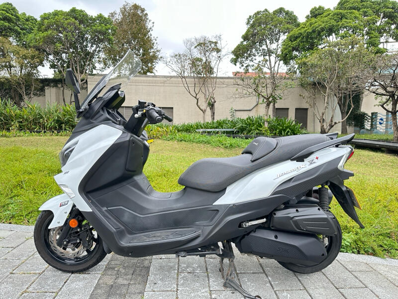 SYM 三陽 JOYMAX Z+ 300 2022 白色 九妹300 | 露天市集 | 全台最大的網路購物市集
