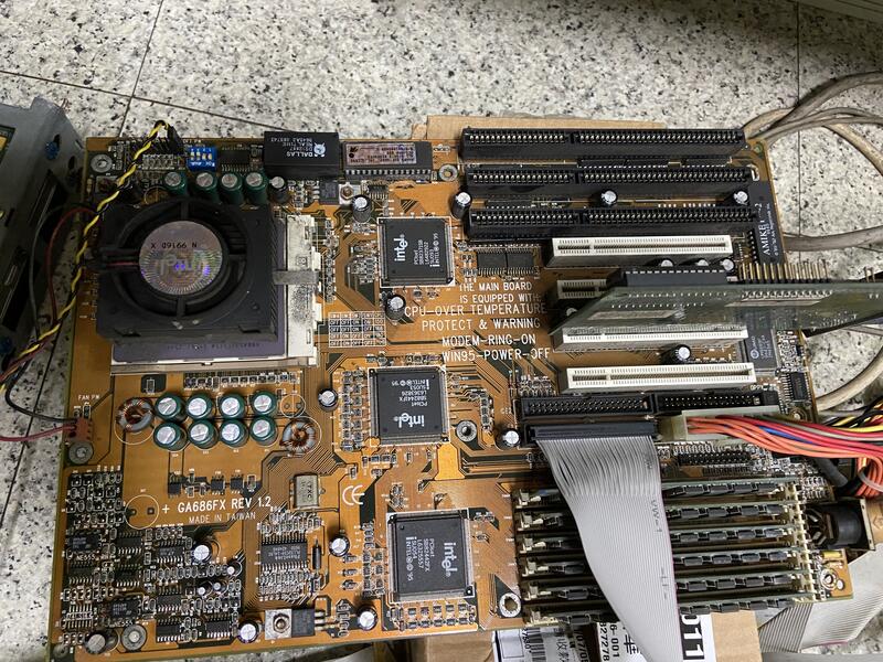 Pentium Pro Socket 8 主機板+CPU+記憶體 GA686FX | 露天市集 | 全台最大的網路購物市集
