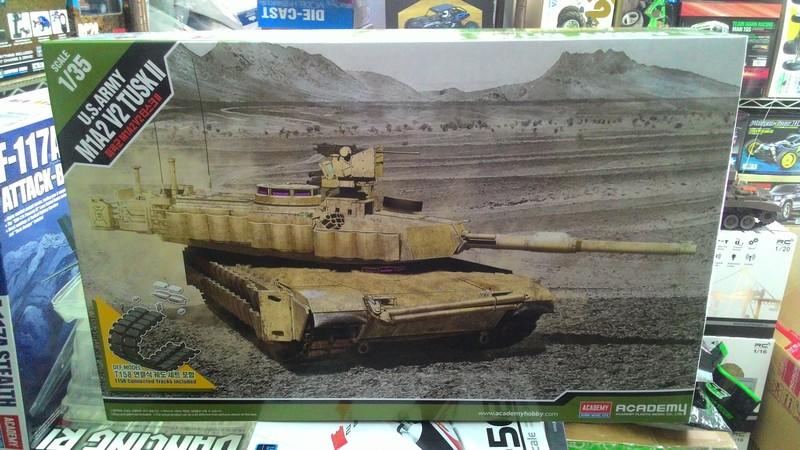 出清 Academy 13504 1/35 U.S. Army M1A2 V2 TUSK II | 露天市集 | 全台最大的網路購物市集