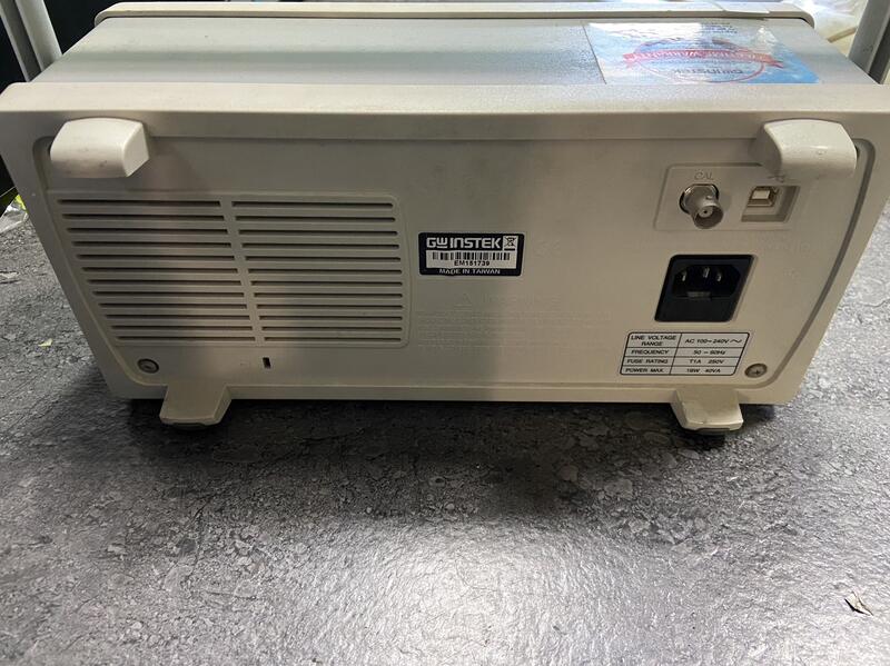 【幸福七號倉】二手 固緯/GWinstek/GDS-1102-U/100MHz/數位儲存示波器 | 露天市集 | 全台最大的網路購物市集