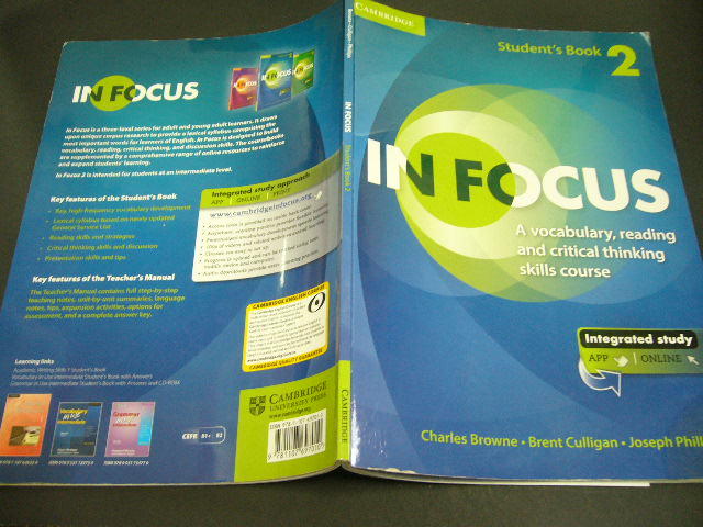 文瑄書坊 IN FOCUS book 2 9781107697010 七成新 | 露天市集 | 全台最大的網路購物市集