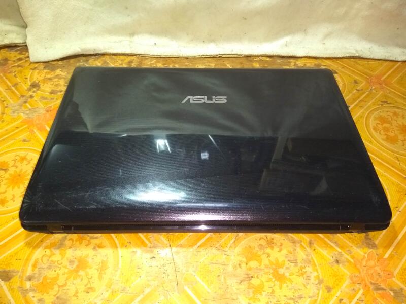 [全景3C]華碩 asus A52J 15.6吋 雙核獨顯筆電 4G/250G 系統穩 附電池 二手 | 露天市集 | 全台最大的網路購物市集